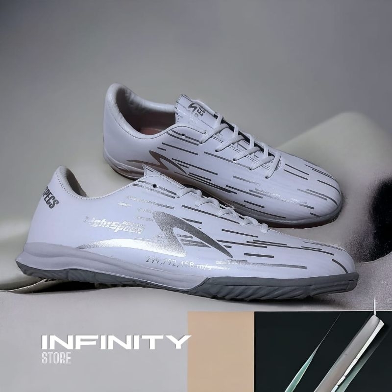 Jual sepatu futsal specs lightspeed reborn white pearlized terbaru ...