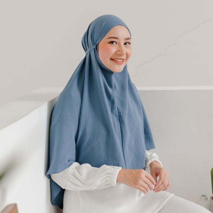 Jual Bergo tali Crinkle Airflow size L / Hijab Instan Bergo Crinkle Premium / Bergo tali crinkle ...