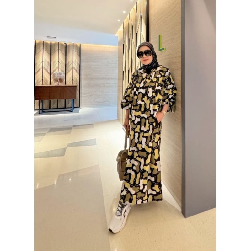 Jual READY!! Karamina Midi Dress by Korina | Shopee Indonesia