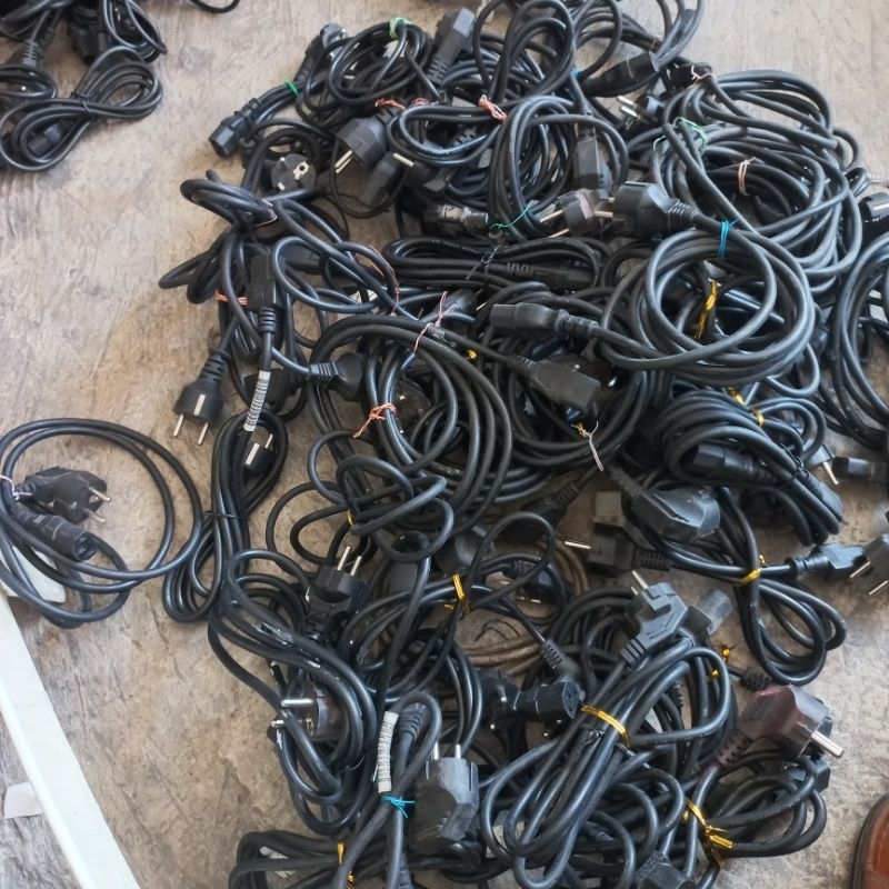 Jual kabel power komputer dan mecikom panjang 1.5 | Shopee Indonesia