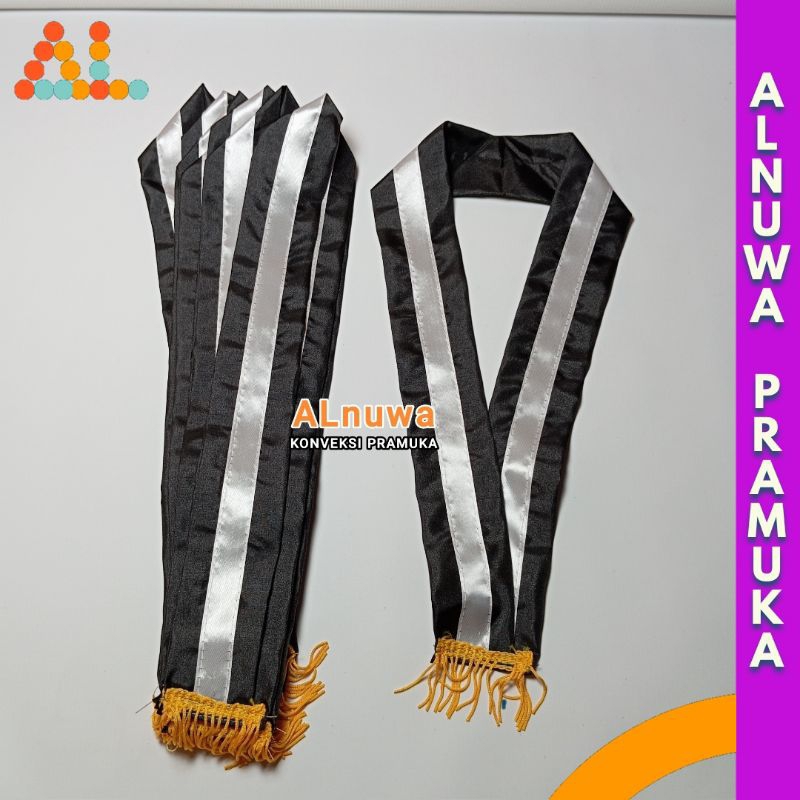 Jual Samir Wisuda Kalung Wisuda Hitam List Pita Custom | Shopee Indonesia