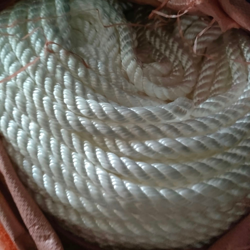 Jual Tali Tambang Nilon 12mm | Tali Nylon 12 mm | Tali Multifilament 12 ...