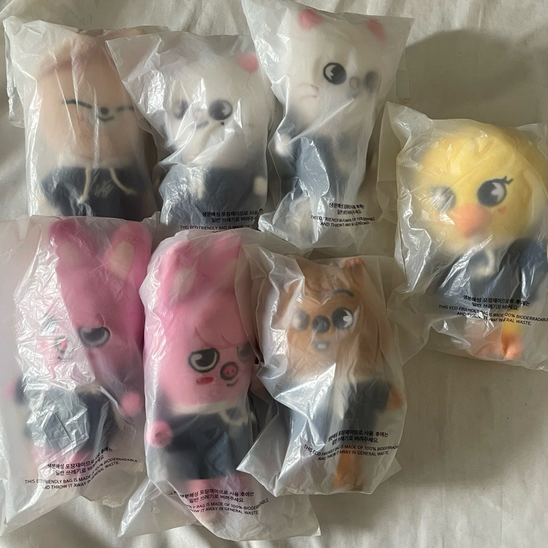 Jual { Ready Stock } SKZOO mini 15cm Foxiny Jiniret Bbokari Dwaekki Han ...