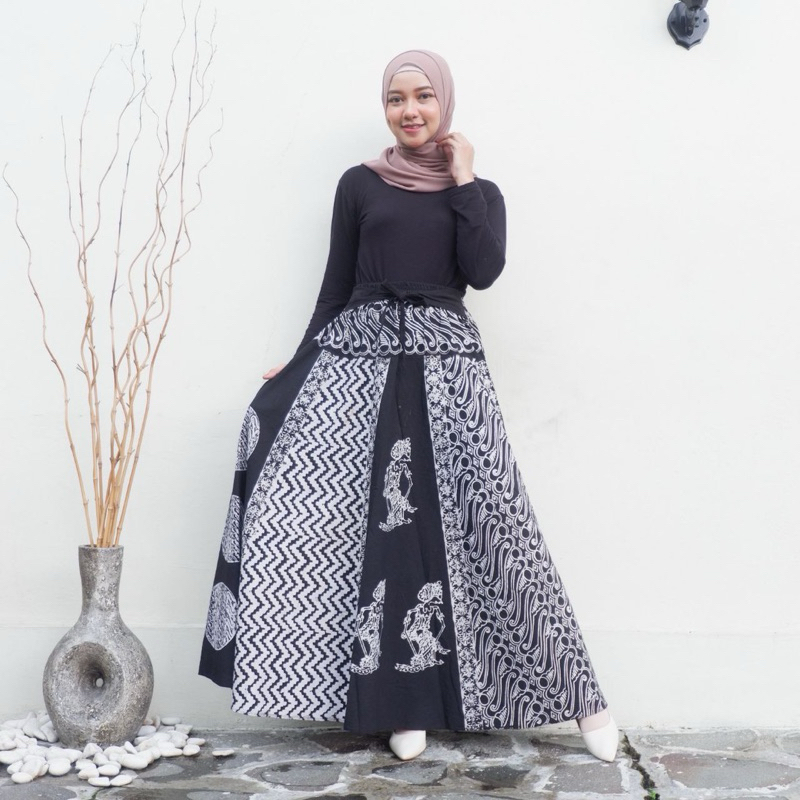 Jual Rok Batik Katun Tebal Model Rok Karet Payung Motif Wayang Batik ...