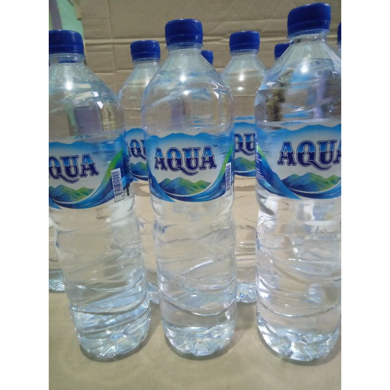 Jual Aqua botol 1500ml // air mineral // air minum // air mineral aqua ...