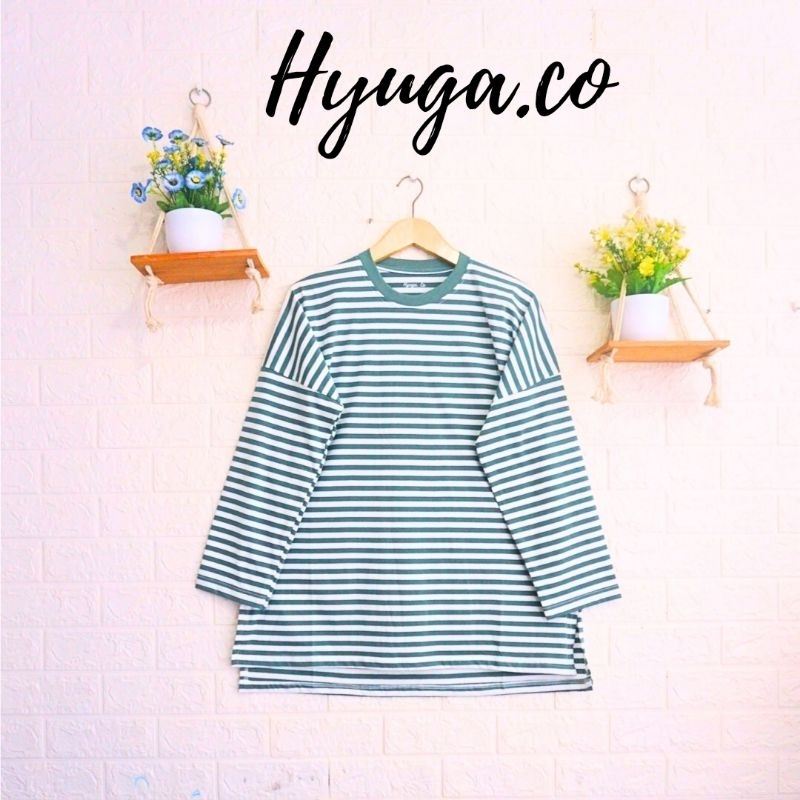 Jual Kaos Oversize Stripe Kecil Wanita Lengan Panjang Terbaru |Kaos ... Jual Kaos Oversize Stripe Kecil Wanita Lengan Panjang Terbaru |Kaos ...