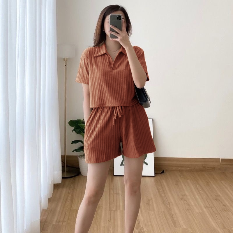 Jual PROMO !!! Setelan Crop Top Wanita Korean Style One Set Knit Hornet Premium Kekinian Terbaru ...