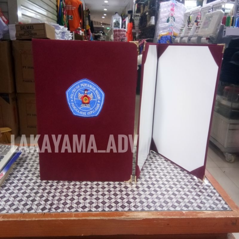 Jual map beludru custom logo bordir | Shopee Indonesia