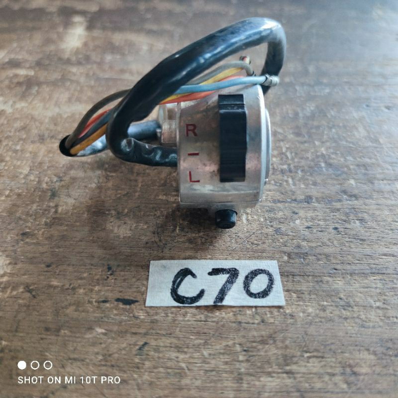Jual Holder Kanan Honda C70 K3 Original Honda Japan | Shopee Indonesia