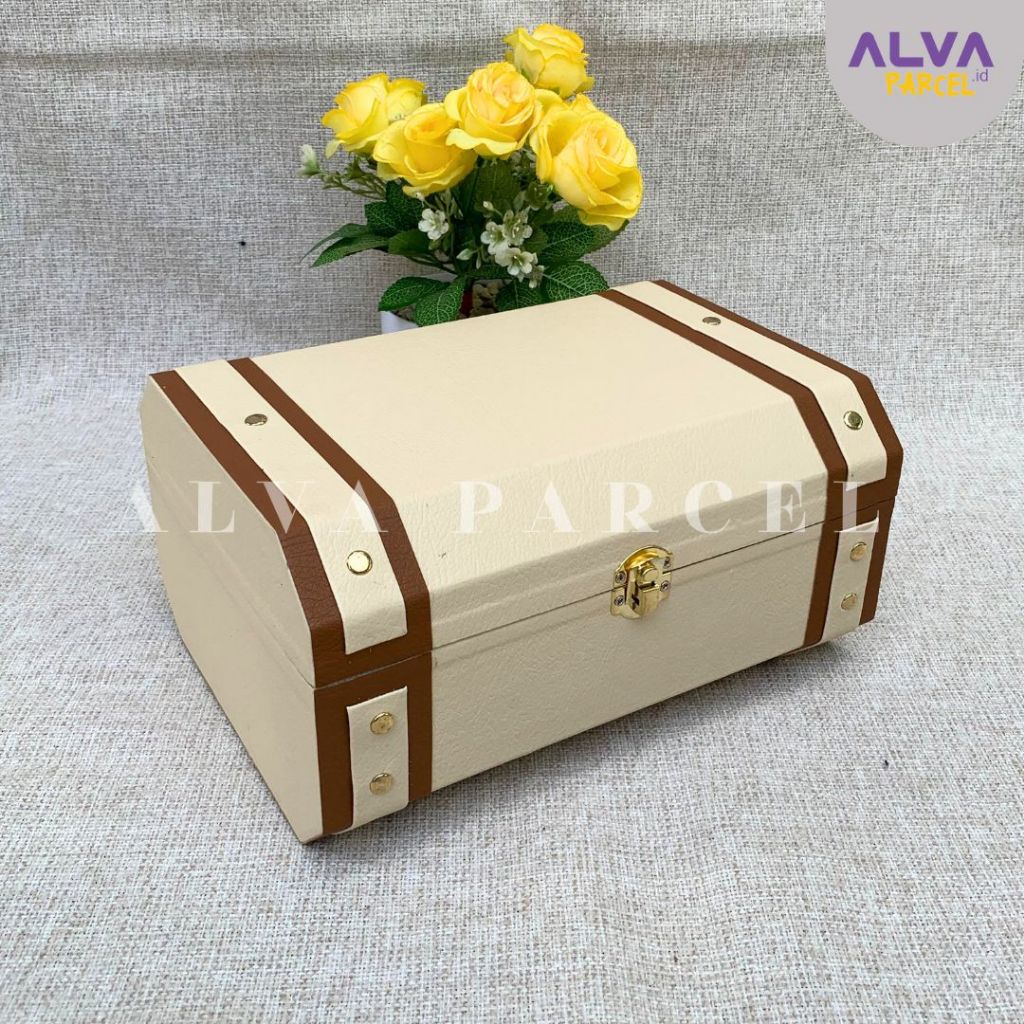 Jual Box Hampers Model Peti | Box Souvenir | Box Custom Murah | Giftbox ...