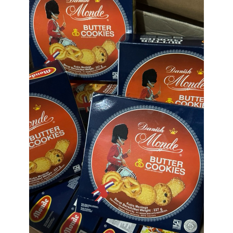 Jual Biskuit Monde Kaleng Monde Butter Cookies 227gr termurah | Shopee ...