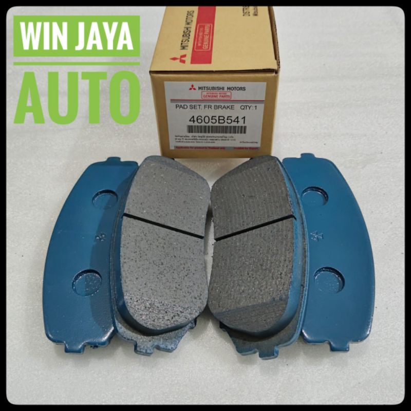 Jual Kampas rem depan all new Pajero Triton Brake disc pad 4605B541 ...