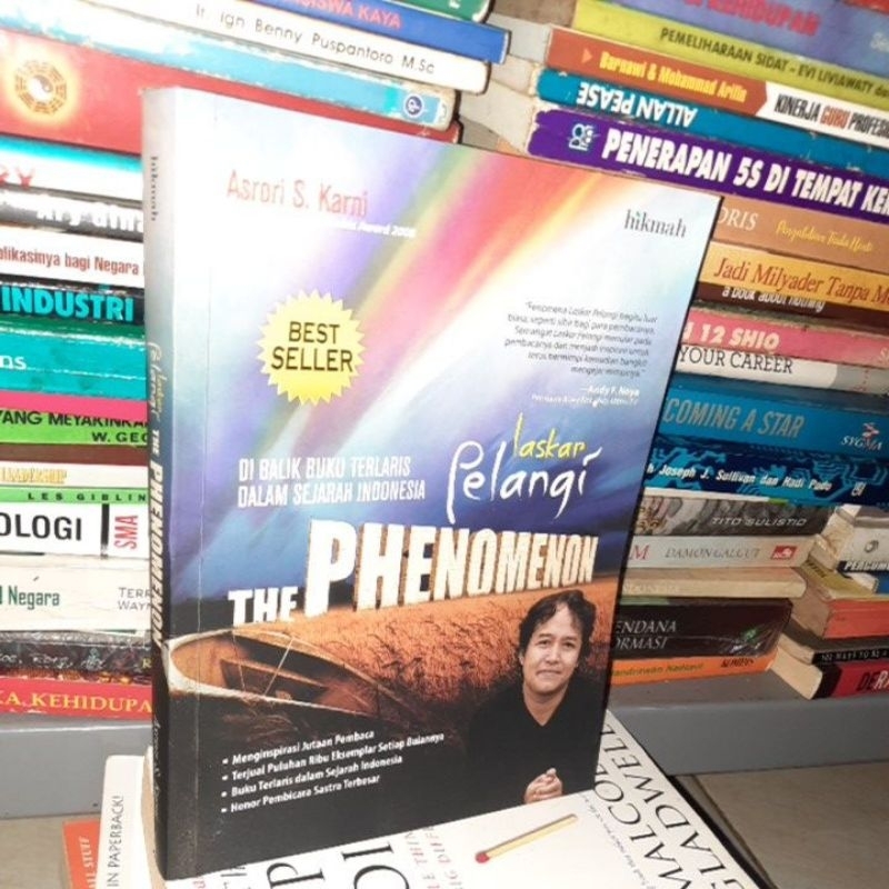 Jual DI BALIK BUKU TERLARIS DALAM SEJARAH INDONESIA LASKAR PELANGI THE ...