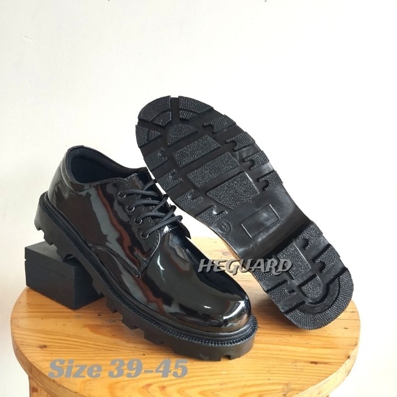 Jual Sepatu Pdh Pendek Hitam Mengkilap Dan Dop Sepatu Pdh Kerja Kantor ...
