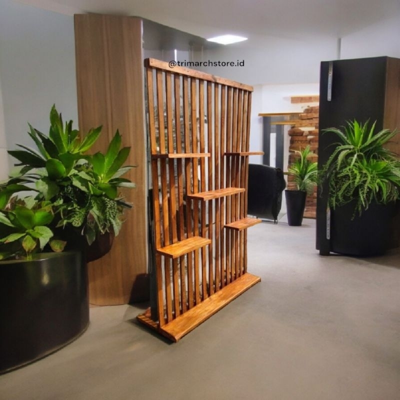 Jual RAK PENYEKAT RUANGAN TAMU MODERN DARI KAYU / PENYEKAT RUANGAN ...