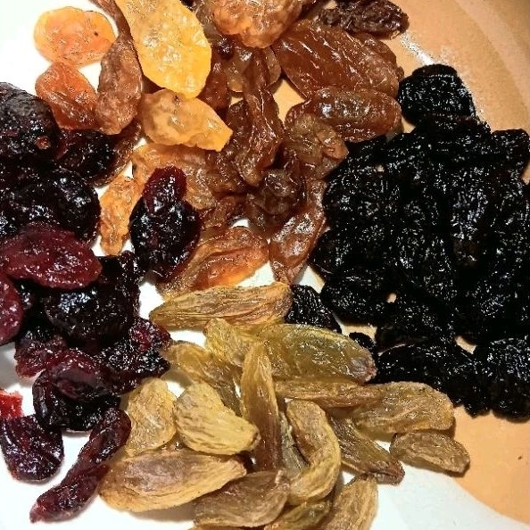 Jual 500gr Assorted Raisin Lee / Macam Macam Kismis/ Golden Raisin ...