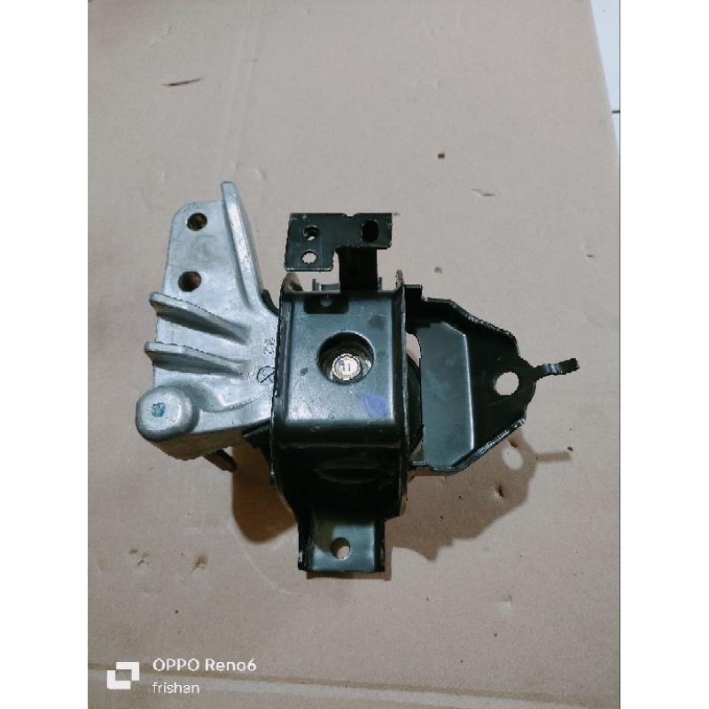 Jual ENGINE MOUNTING KANAN DUDUKAN MESIN MATIC TOYOTA RAIZE DAIHATSU ...