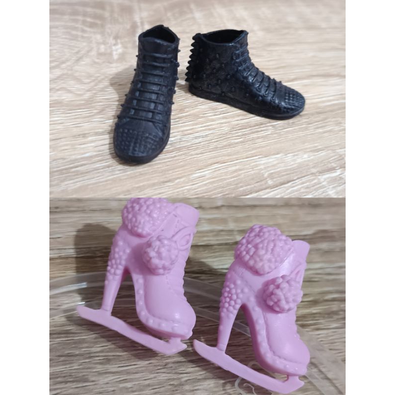 Jual set 2 pasang sepatu (barbie & ken) | Shopee Indonesia