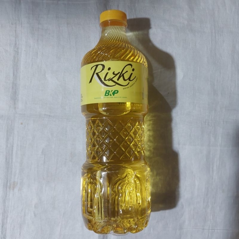 Jual [BELI BANYAK LEBIH HEMAT] MINYAK GORENG MERK RIZKI KEMASAN 800ml ...