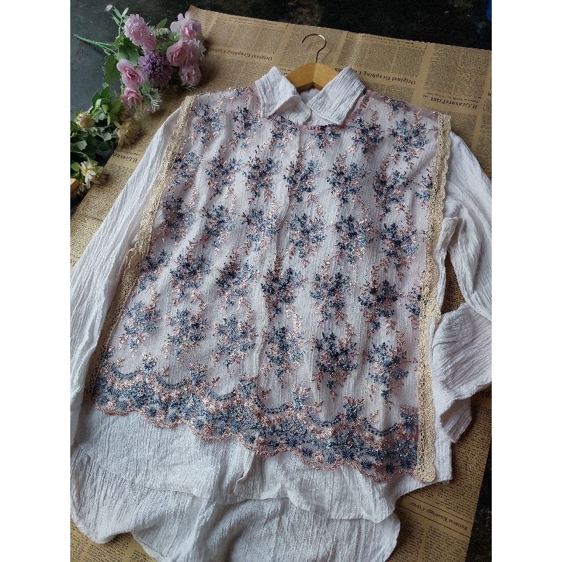Jual VEST BRUKAT KOREAN STYLE tepi renda / Rompi brokat kemeja | Shopee ...