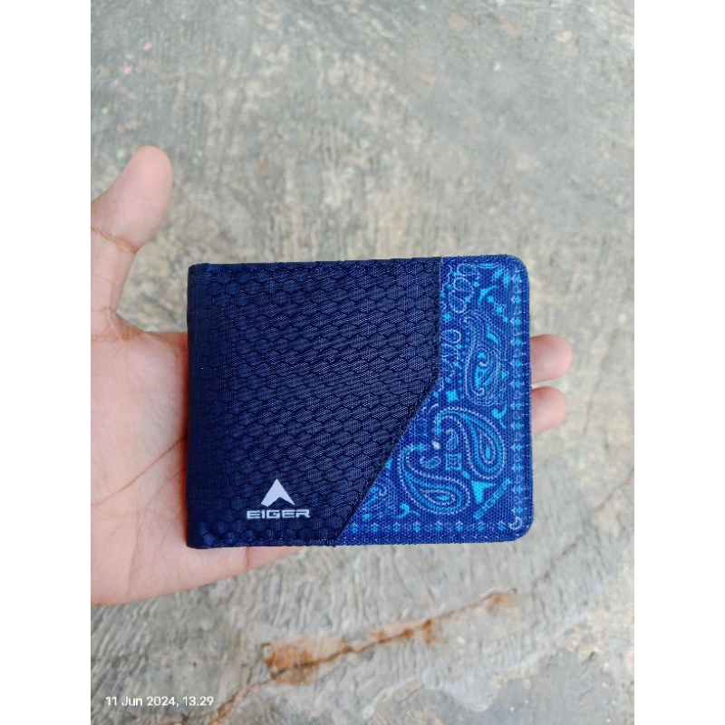 Jual DOMPET EIGER ALTINGIA EXCELSA WALLET BLUE ORIGINAL | Shopee Indonesia