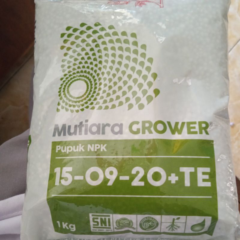 Jual pupuk NPK GROWER MUTIARA 15-09-20+TE, kemasan 1 kg warna hijau ...