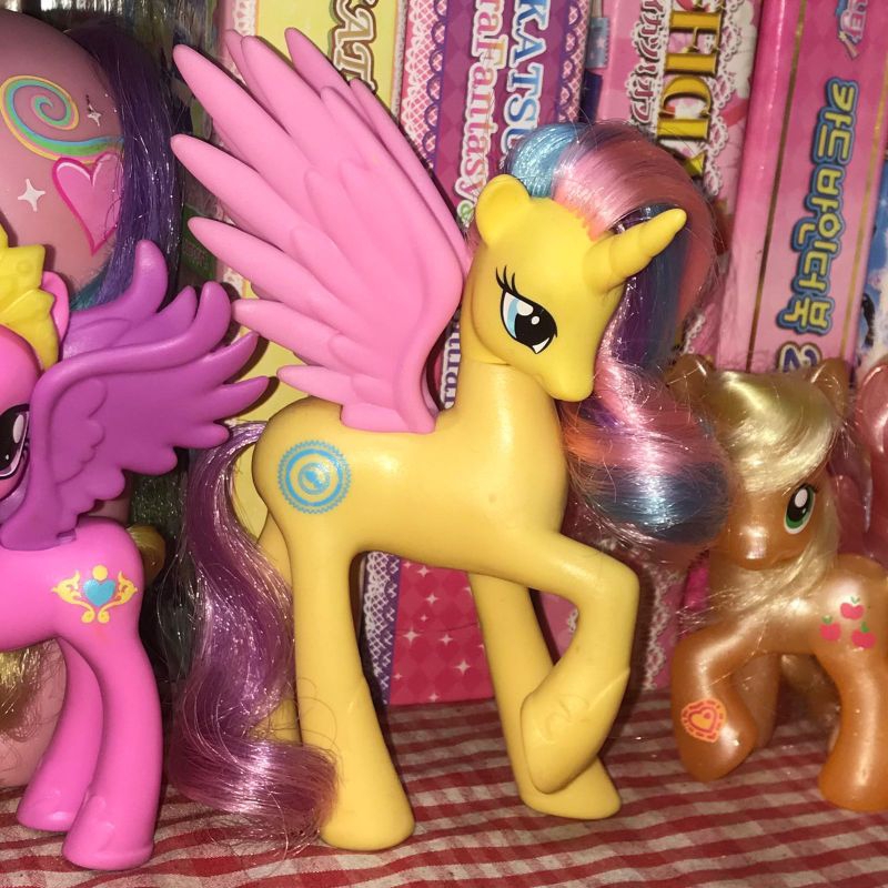Jual My Little Pony Friendship is Magic : Power Ponies Princess Gold ...
