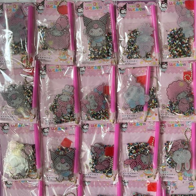 Jual Gantungan Sticker Diamond / Gantungan Monte Momo Stiker Diamond ...