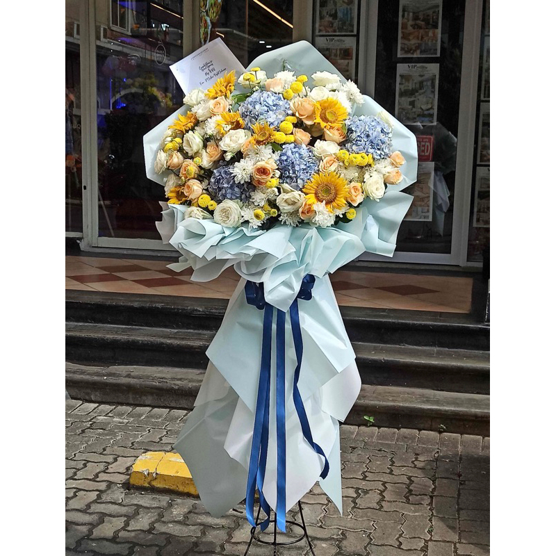 Jual Standing flowers bouquets bucket buket bunga segar blue series ...