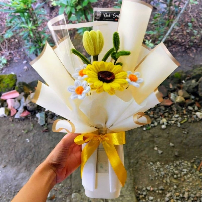 Jual Buket Bunga Matahari Kawat Bulu / Buket pipe cleaner tulip ...