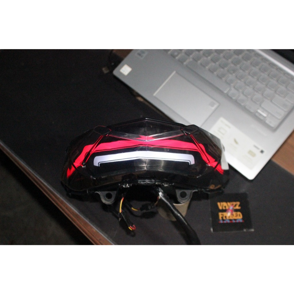 Jual STOPLAMP LAZY VARIO LED OLD 125 150 SUDAH PNP TINGGAL COLOK SOKET ...