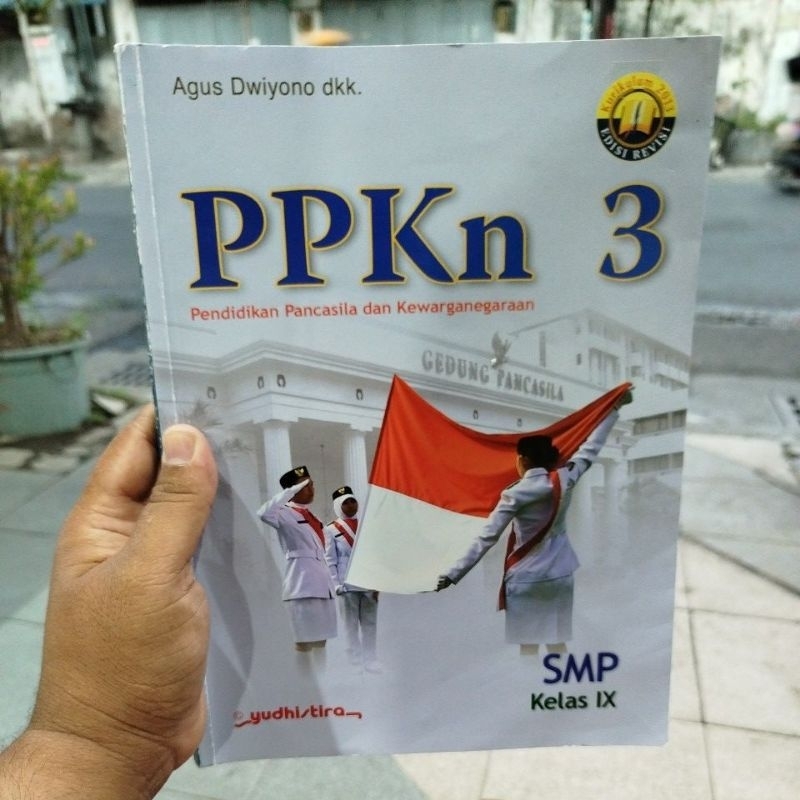 Jual buku PPKn untuk SMP kelas 3 original | Shopee Indonesia