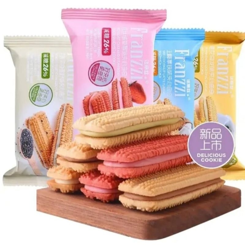Jual 70G NEW FRANZZI COOKIES SANDWICH BISCUIT FRANZZI RED VELVET ...
