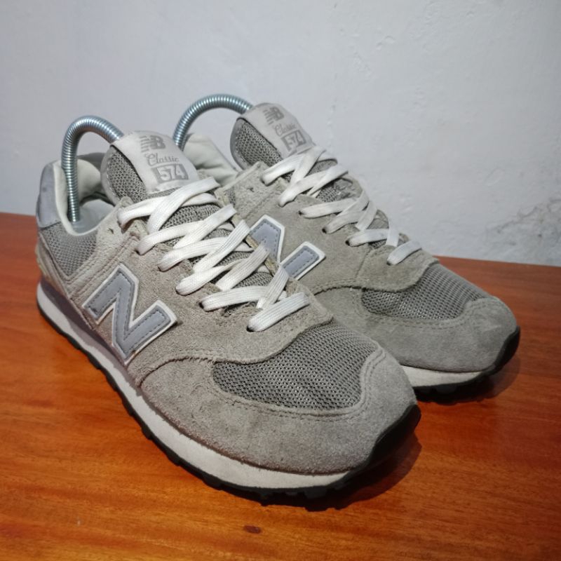 Jual New balance 574 Classic Reflektif // NB 574 second | Shopee Indonesia