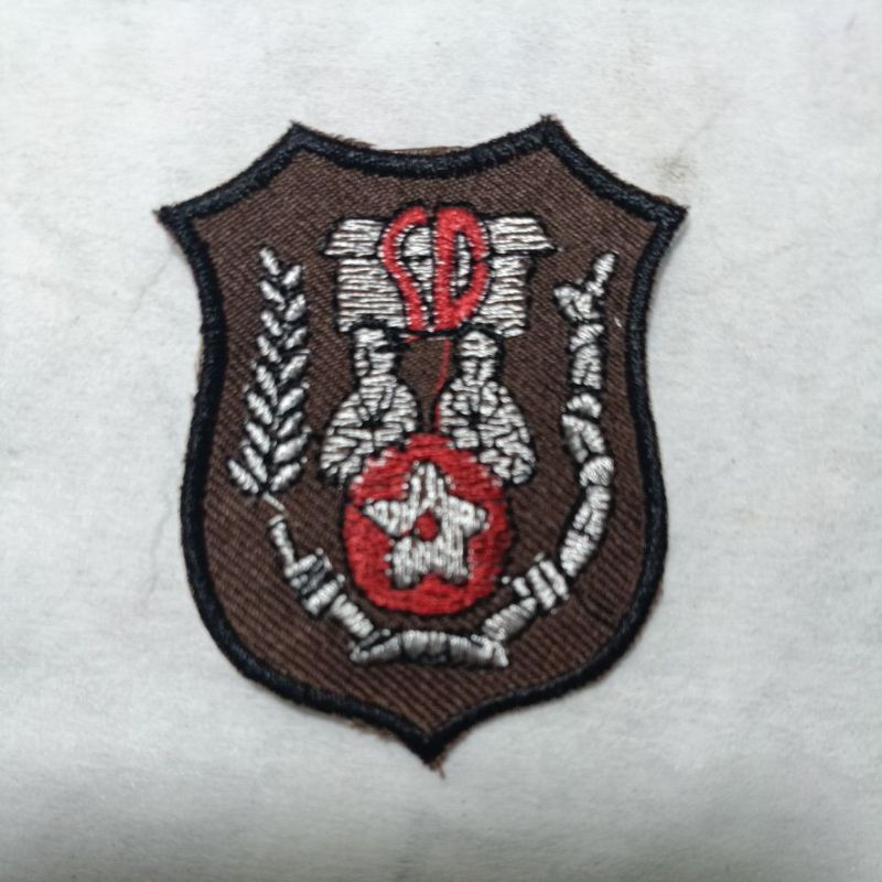 Jual BET SD BORDIR EMBLEM BADGE BET ATRIBUT PERLENGKAPAN SERAGAM ...