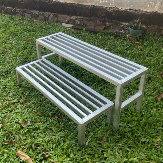Jual Rak Tanaman Holo Baja Ringan Model Tingkat 2 Lebar 30cm | Shopee ...