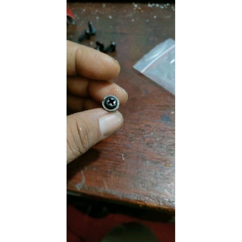 Jual Baut/sekrup Ram grill untuk motif kotak,segienam bulat kepala topi ...