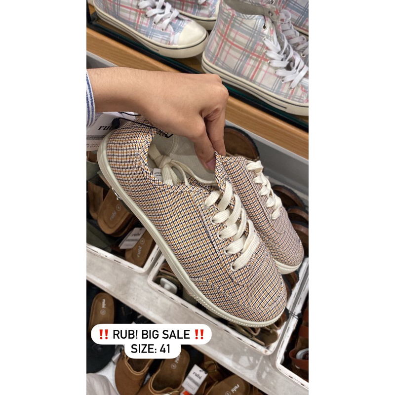 Jual RUBI Sneakers Sepatu RUBI kotak-kotak cream coklat | Shopee Indonesia