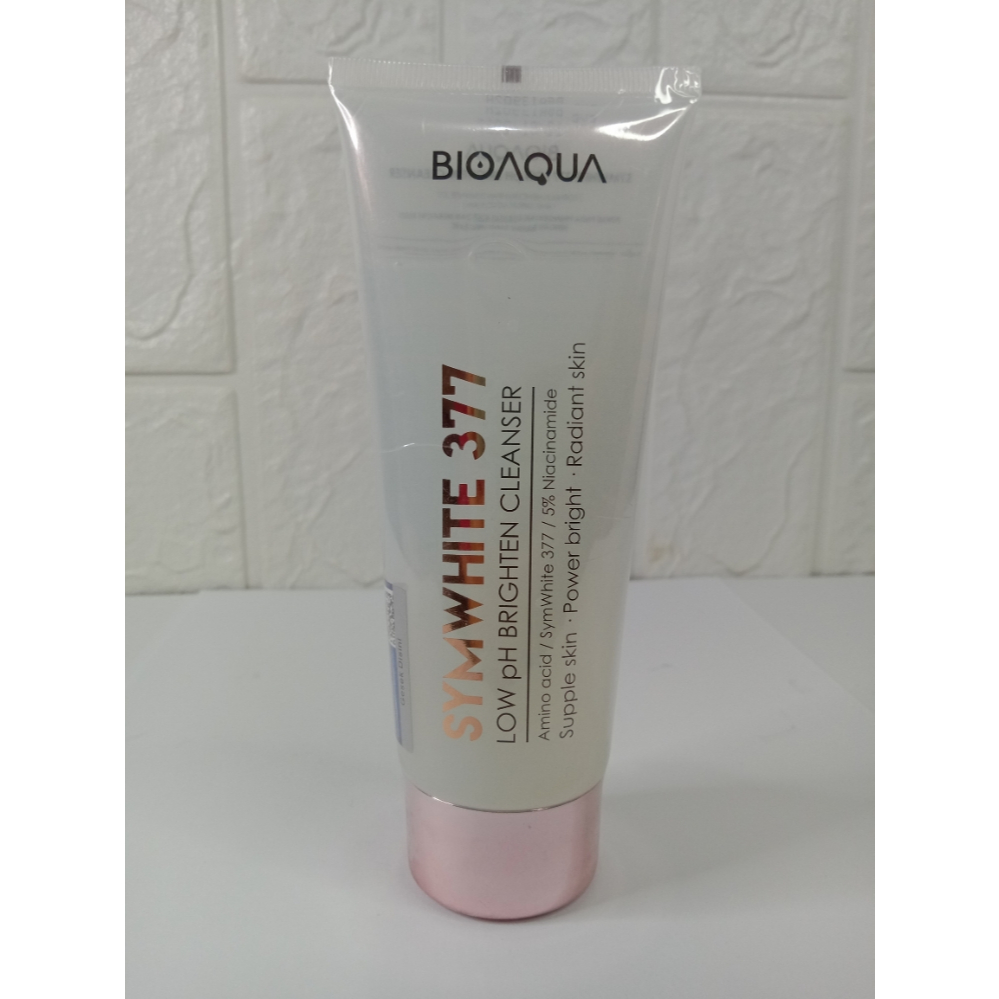 Jual BIOAQUA Facial Wash SymWhite 377 Low PH Brightening Cleanser Sabun Cuci Muka 100g | Shopee ...