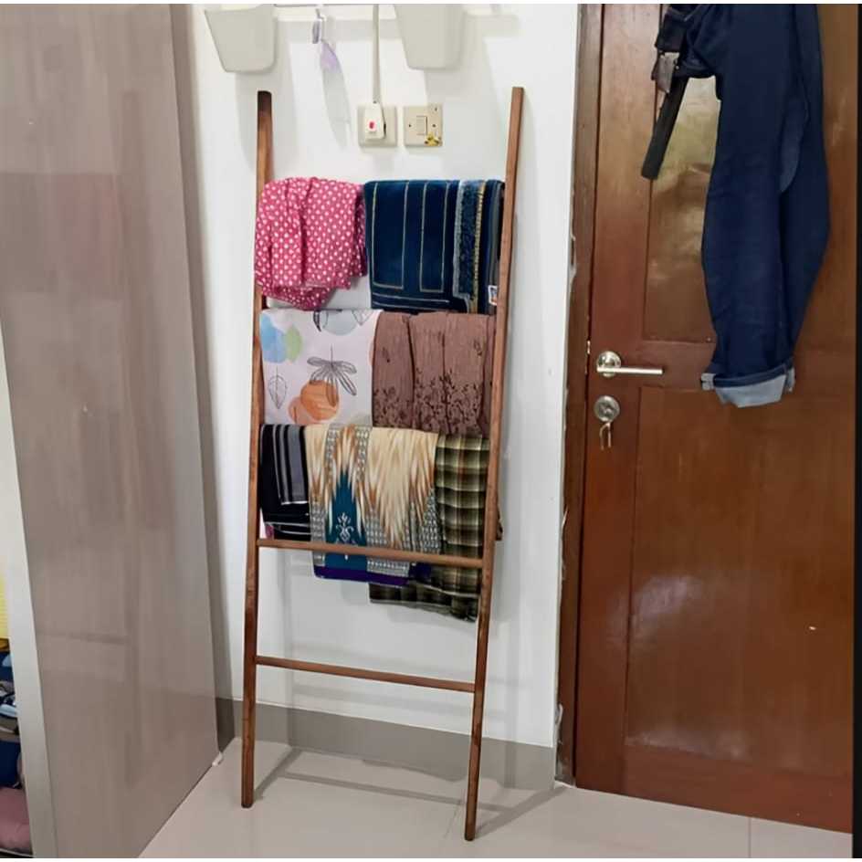 Jual Tangga Dekorasi Rak Sajadah Rak Mukena Rak Selimit Rak Serbaguna ...