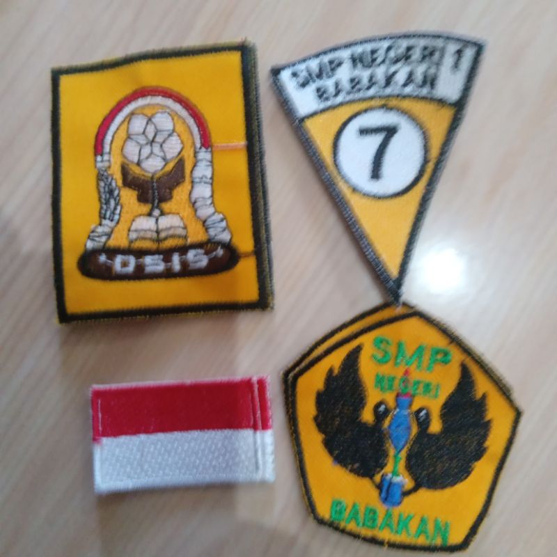 Jual SATU PAKET ATRIBUT SEKOLAH / LOGO SEKOLAH,LOKASI SEKOLAH,BENDERA ...
