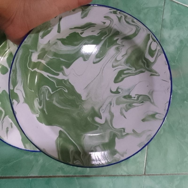 Jual Piring seng enamel lurik hijau dan biru ukuran 20 cm tebal high ...