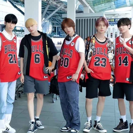 Jual JERSEY BASKET TXT X NBA CHICAGO BULLS (TOMORROW X TOGETHER ...