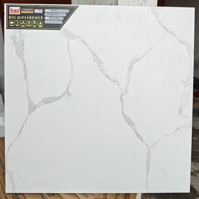 Jual GRANIT 60X60 CARARA WHITE MOTIF MATT MARMER | Shopee Indonesia