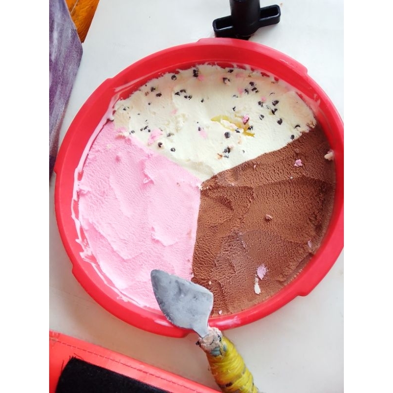 Jual Es Krim Diamond 1 Ember Isi 8 Liter Khusus Untuk Daerah Bekasi ...
