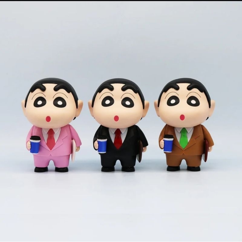 Jual Koleksi Pajangan Anime Crayon Sinchan Lucu Berdiri Pake Jas ...