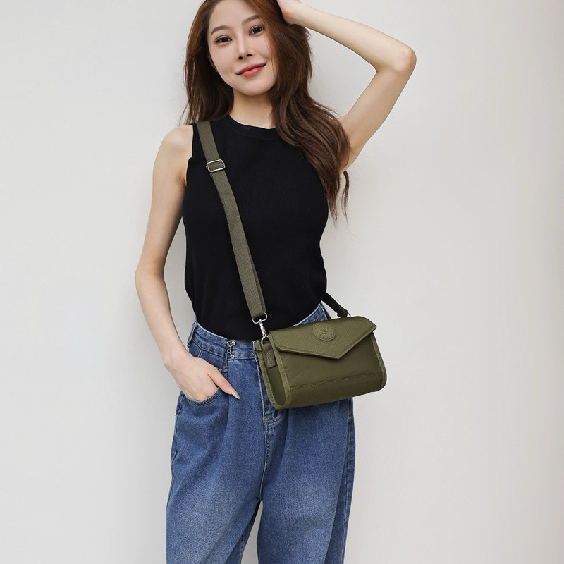 Jual OPIOBAGS TAS SELEMPANG WANITA / TAS BAHU WANITA / TAS NYLON / TAS ...