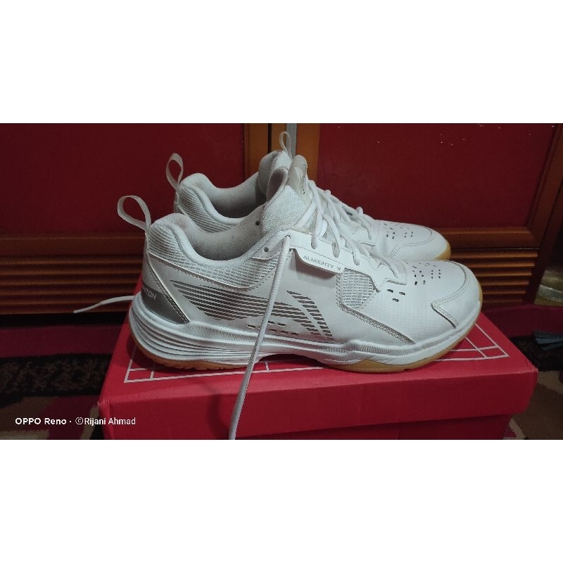 Jual sepatu-lining-original | Shopee Indonesia