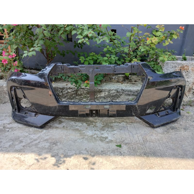 Jual bumper depan Daihatsu Rocky 2021 2022 2023 second original ...