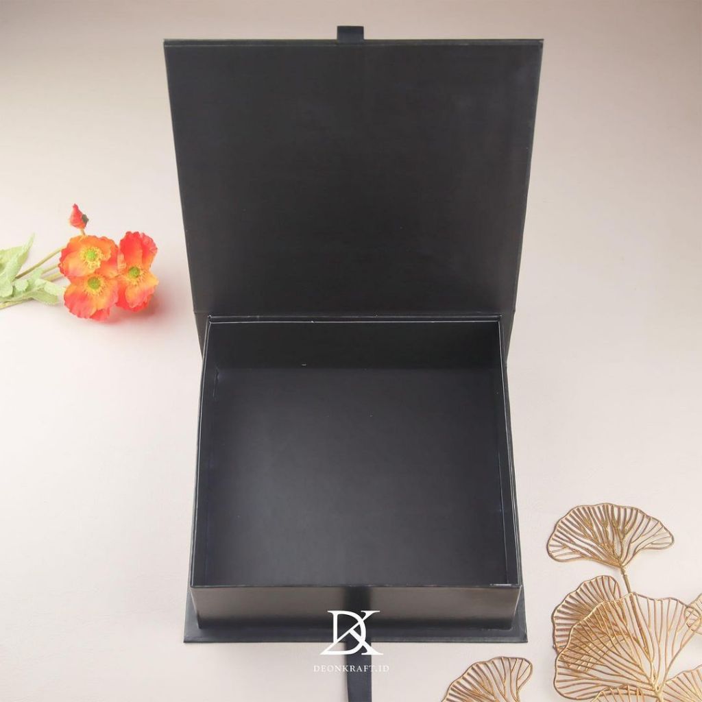 Jual Hardbox Pita Fullprint Laminasi Doff Bridesmaid/Packaging | Shopee ...